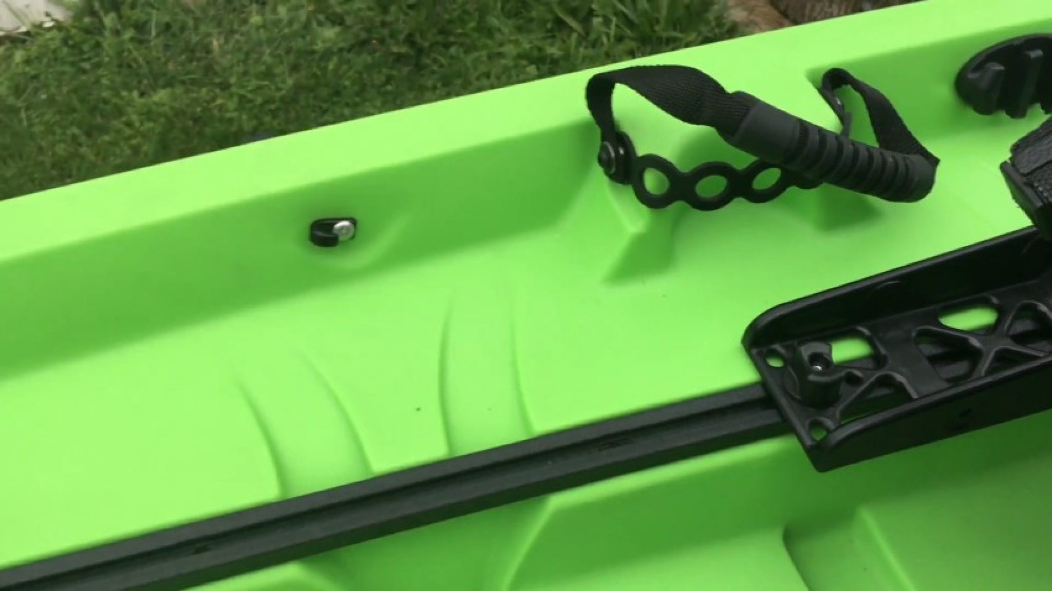 🛶 NuCanoe Frontier 12: Specs, Features, Review - PaddlingSpace.com