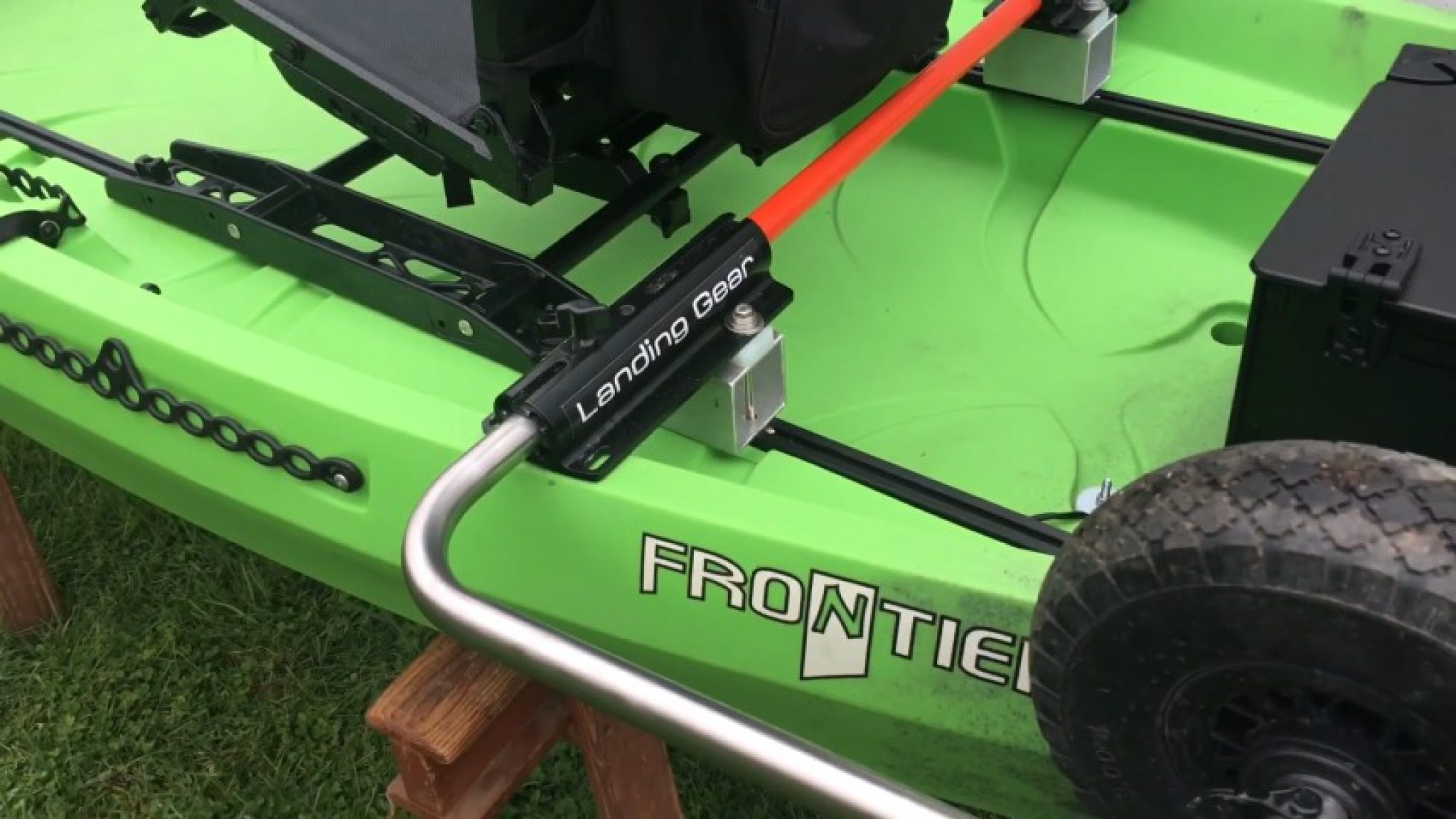 🛶 NuCanoe Frontier 12: Specs, Features, Review - PaddlingSpace.com