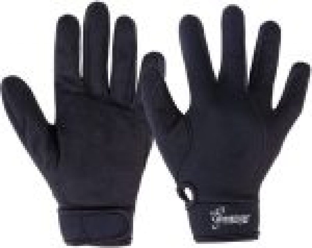 12 Best Kayaking Gloves for 2023 - PaddlingSpace.com