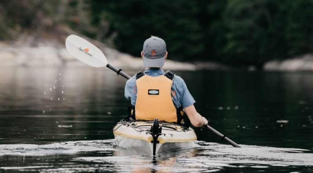 Kayak Rudders and Skegs: Differences and Benefits - PaddlingSpace.com