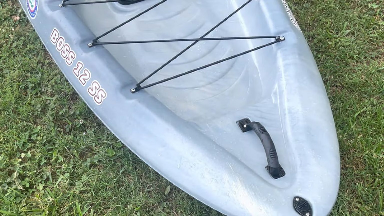 🛶 Sun Dolphin Boss 12 SS: Specs, Features, Review - PaddlingSpace.com