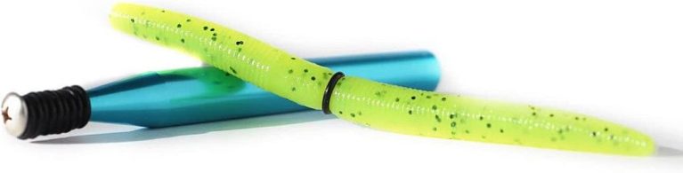 How to Setup and Fish the Wacky Rig: Tips for 2023 - PaddlingSpace.com