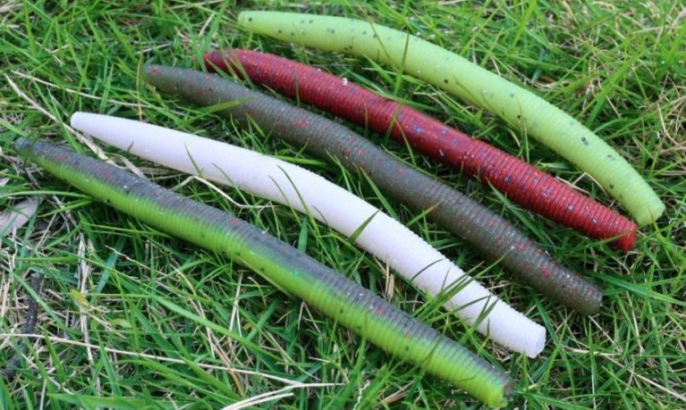 How to Setup and Fish the Wacky Rig: Tips for 2023 - PaddlingSpace.com