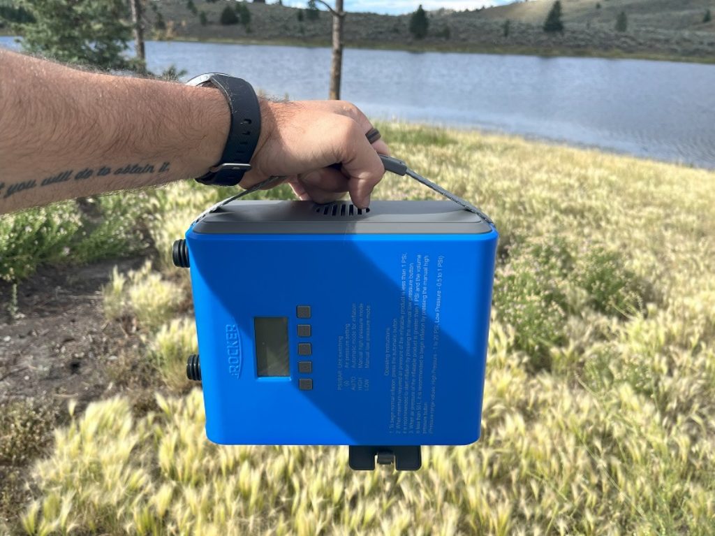 iRocker Electric Pump Review - PaddlingSpace.com